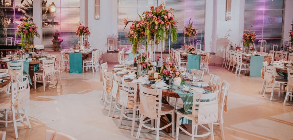10 Tips For Creating a Gorgeous Table Setting - The Flexible Chef